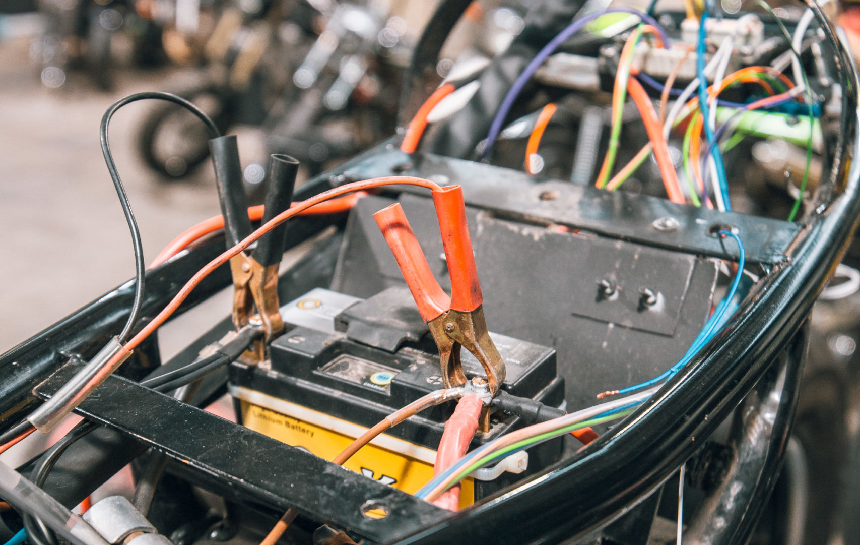 HOW TO STORE YOUR MOTORCYCLE - Kustom Kommune